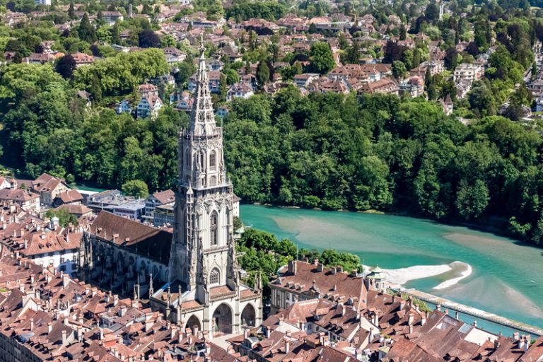 Münster ‹ Bern von oben – Luftaufnahmen von Thomas Hodel